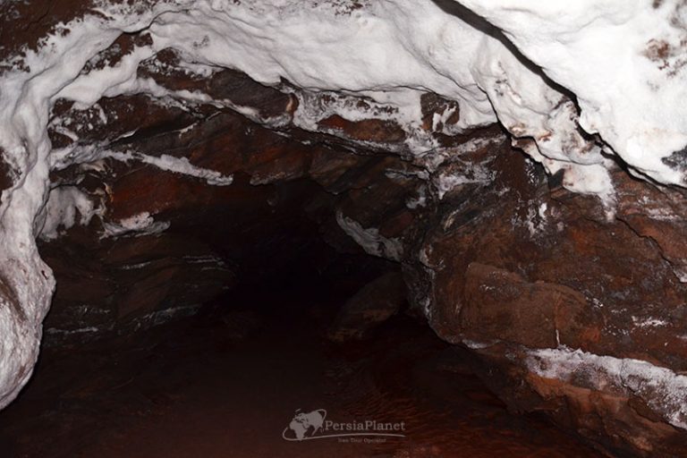 Hormoz Salt Cave – Iran Travel Information