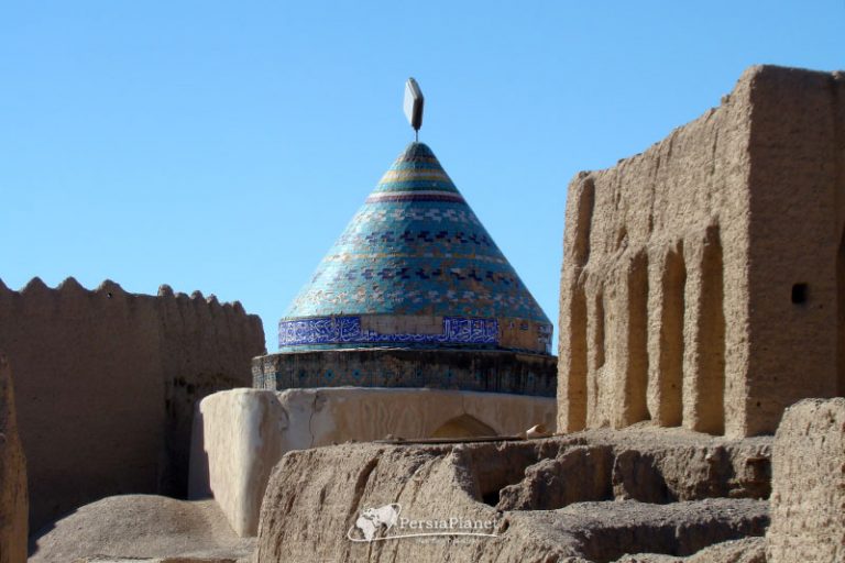 Morche Khort Castle, Morcheh – Iran Travel Information