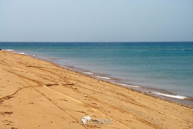 Larak Island, Laarak, Lark – Iran Travel Information